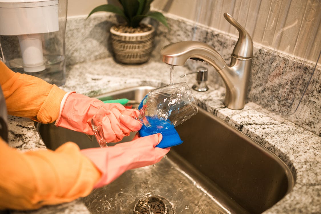 15 Best Smart Cleaning Gadgets to Simplify Housework in 2025